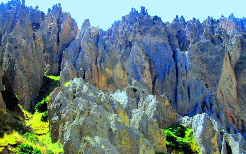 شیروان دره کجاست؟ راهنمای سفر (1402) + عکس | ایرانگرد